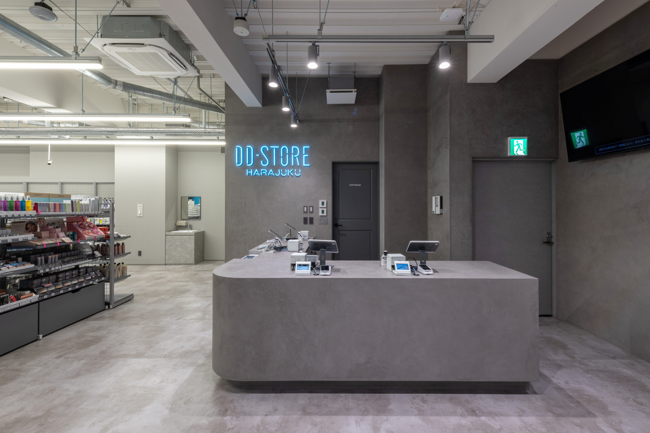 DD-STORE HARAJUKU | 株式会社ダリアート（DARIART）|福岡・九州の美容室／ヘアサロン・歯科医院の店舗デザイン